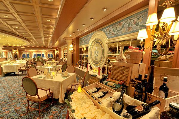 Emerald Princess | Cruise Ship Deals from CruiseDirect.com